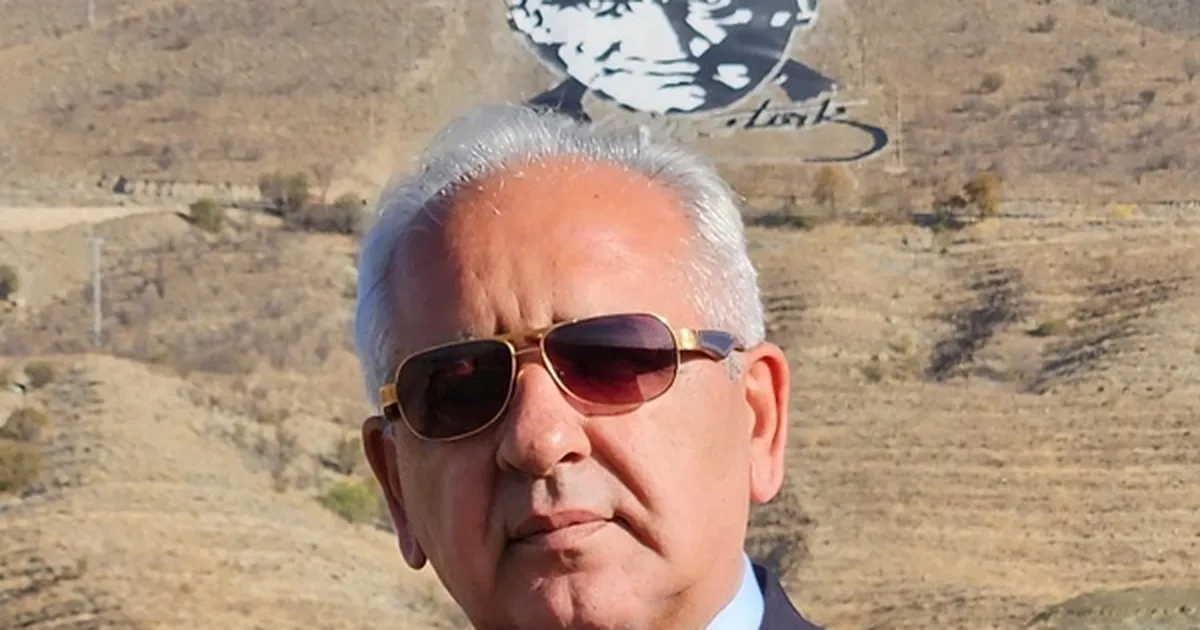 TEVHİD BAYRAĞI VE HİLAFET